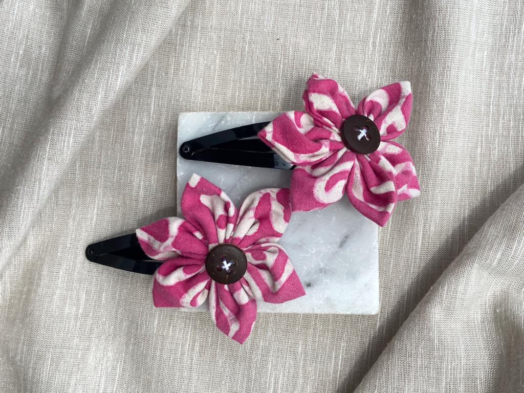 Buy Upcycled Pink Regular flower clip Set Online on Brown Living | Hair ...